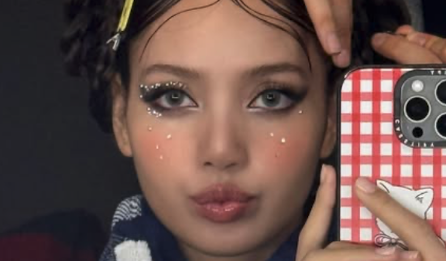 BLACKPINK Singer Lisa Engaged To French Billionaire?